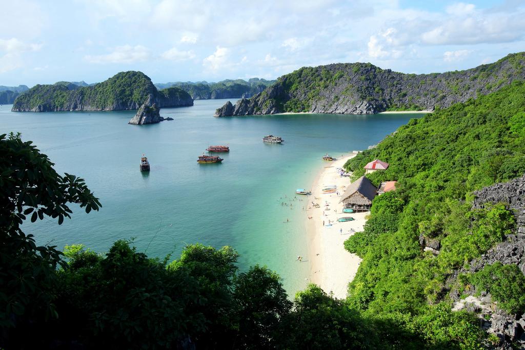 Lan Hạ Bay – Hạ Long Bay – Fishing village – Kayaking – Snorkeling ...
